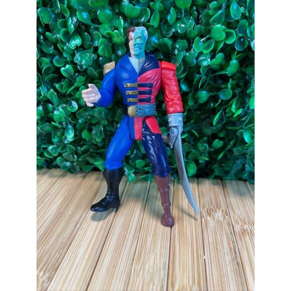 Kenner | Toys | Vintage 996 Legends Of Batman Pirate Twoface Kenner ...